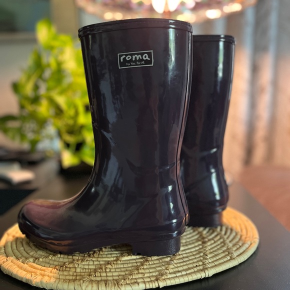 Roma | Shoes | Roma Emma Mid Glossy Dark Purple Rain Boots Size 6 ...